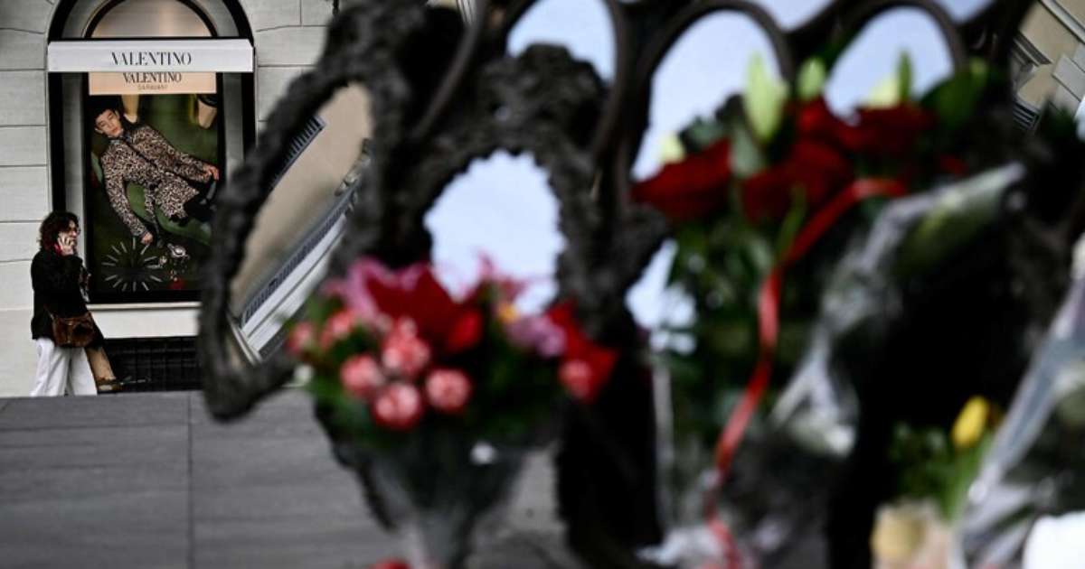 Maison destaca 'imortalidade' de estilo e elegância de Valentino Garavani