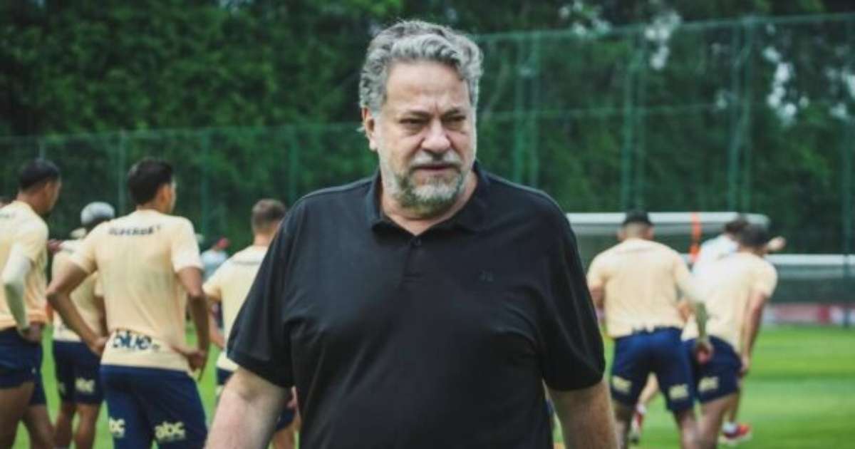 Julio Casares renuncia à presidência do São Paulo