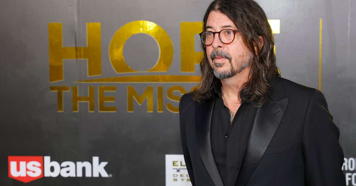 Dave Grohl confirma que novo álbum do Foo Fighters está 'pronto'