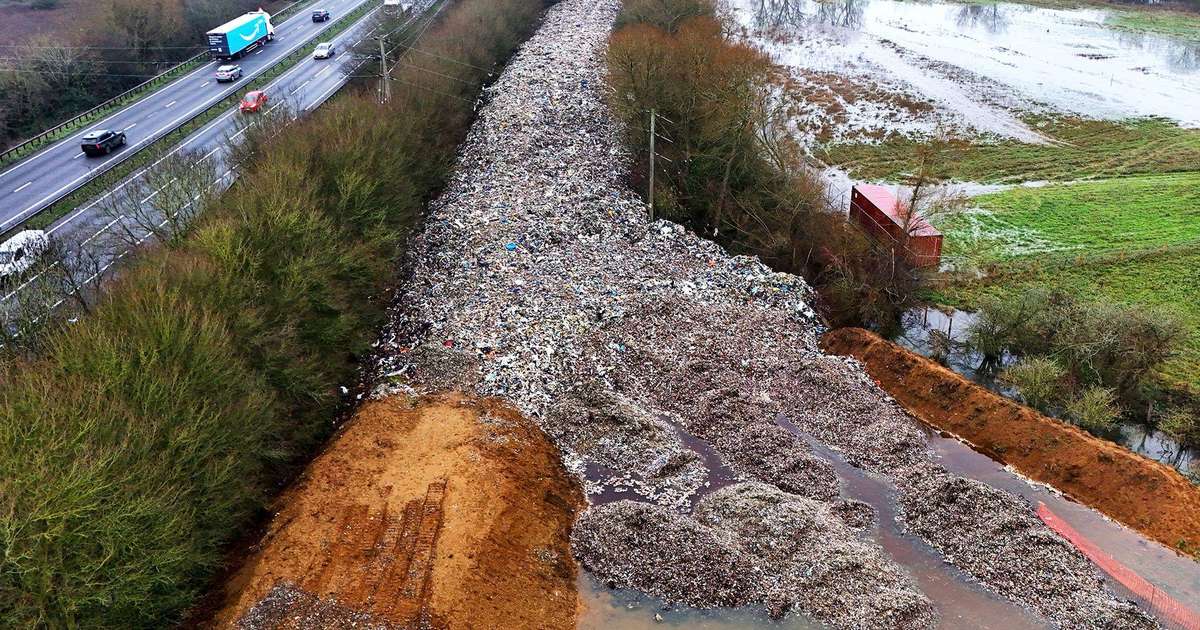 Os lixões clandestinos que se espalham pela Inglaterra