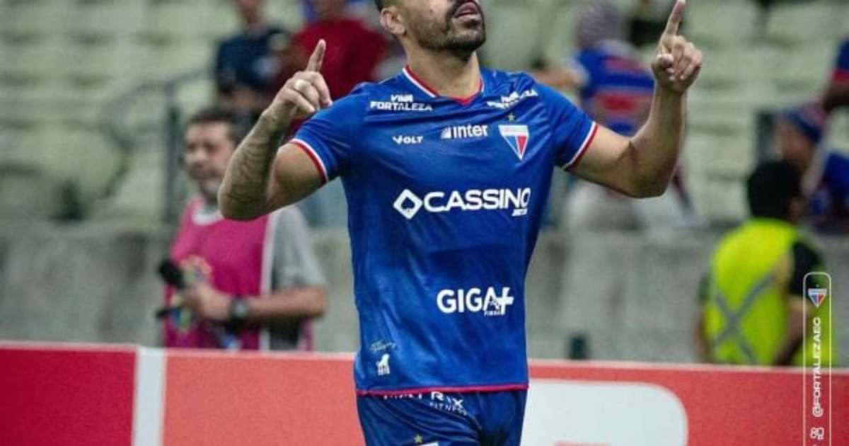 Santos acerta a contratação de Moisés, atacante do Fortaleza