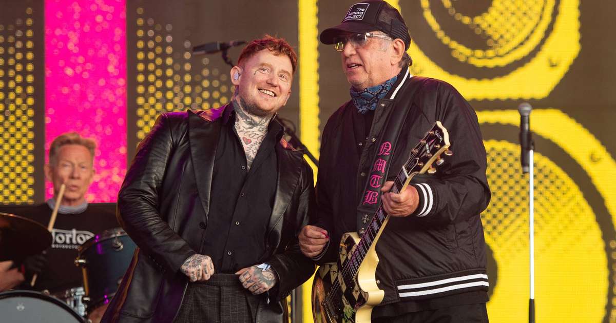 Sex Pistols feat. Frank Carter remarca turnê na América do Norte — e ...