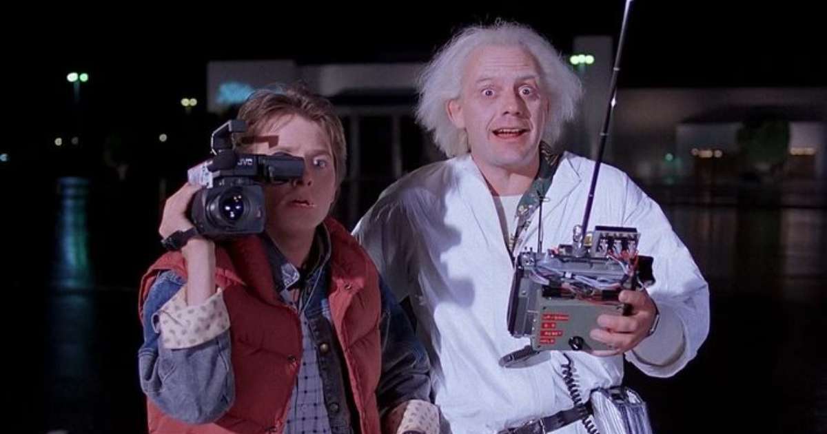 Michael J. Fox e Christopher Lloyd se reencontram 40 anos após 'De ...