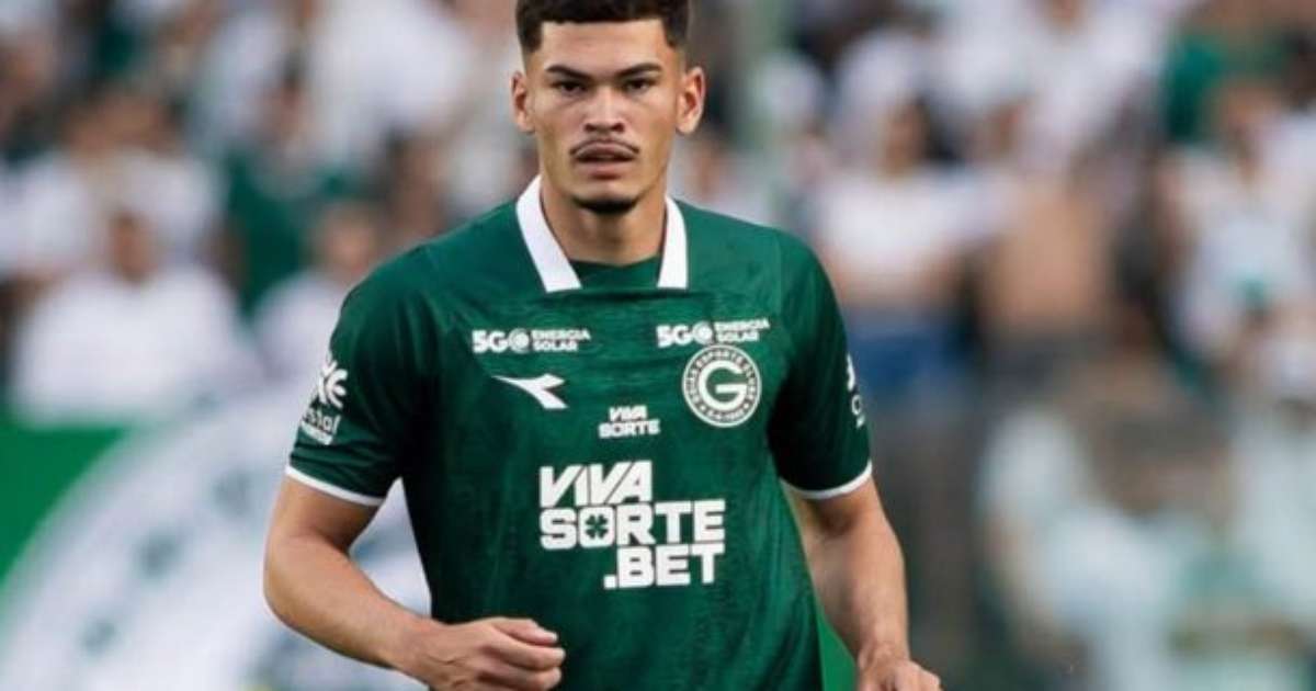 Botafogo fecha contratação de zagueiro do Goiás