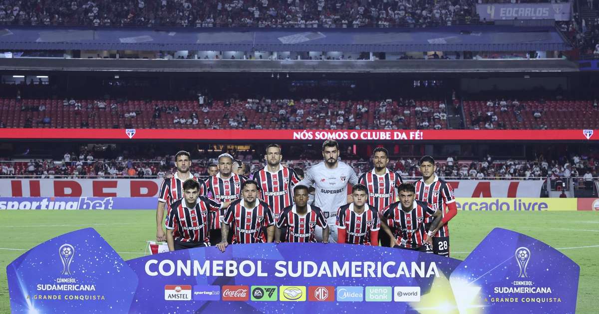Telão do MorumBIS anuncia Hernán Crespo como técnico do São Paulo