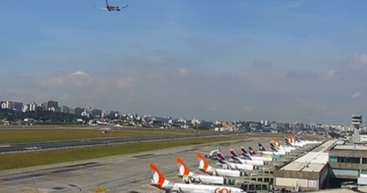 Aviões de Gol e Azul ficam separadas no ar por apenas 22 metros em ...