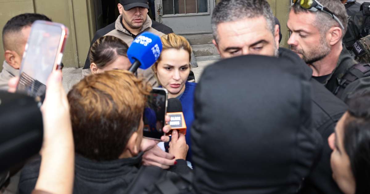 Deolane responde que estava 'trabalhando' ao ser questionada sobre ...