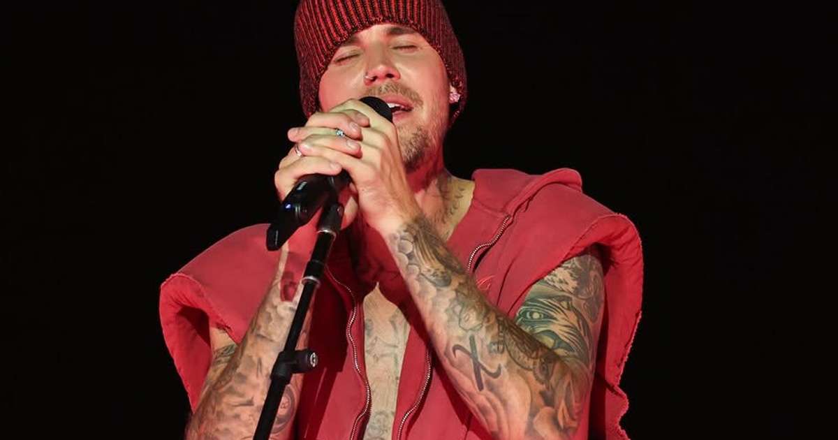 Justin Bieber negocia apresentação intimista