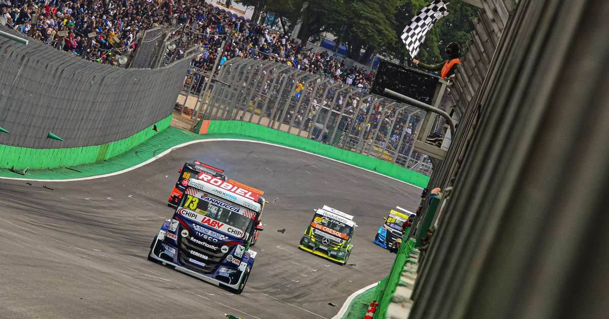 Copa Truck: Leandro Totti domina e vence as duas corridas em Interlagos
