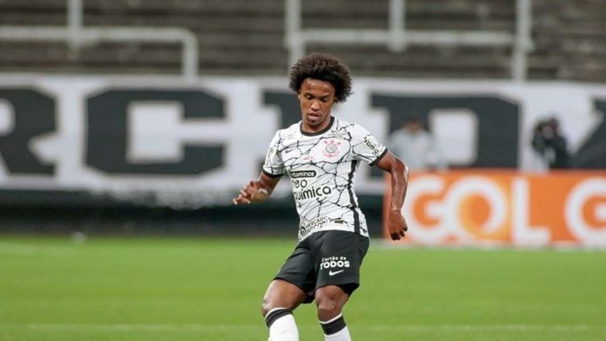 Relembre a estreia de grandes jogadores do Timão na última década