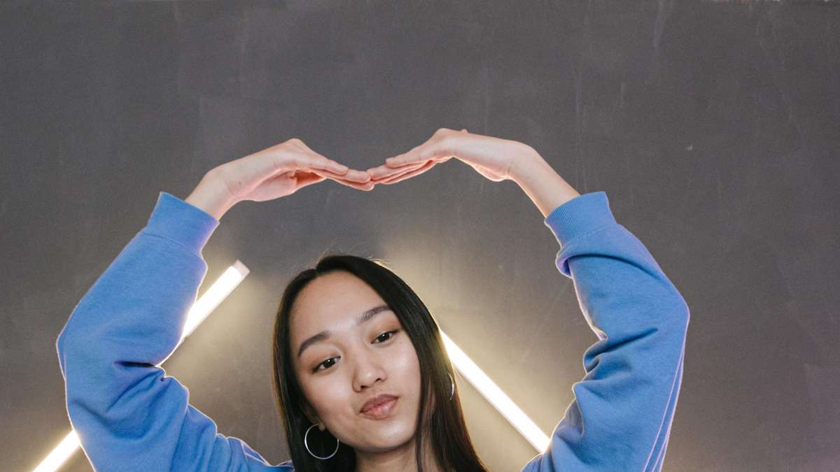 Card 9 - Pexels - Ivan Samkov.mp4