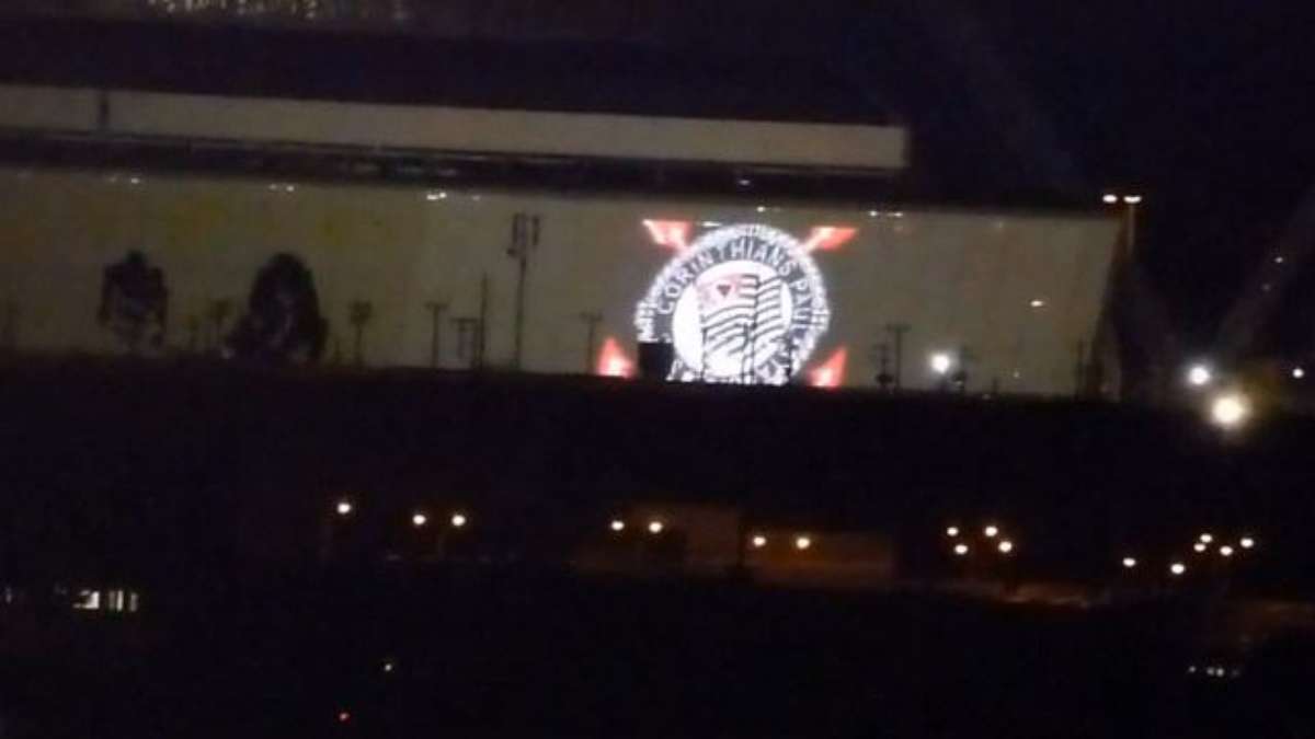 Veja testes do painel de LED da Arena Corinthians