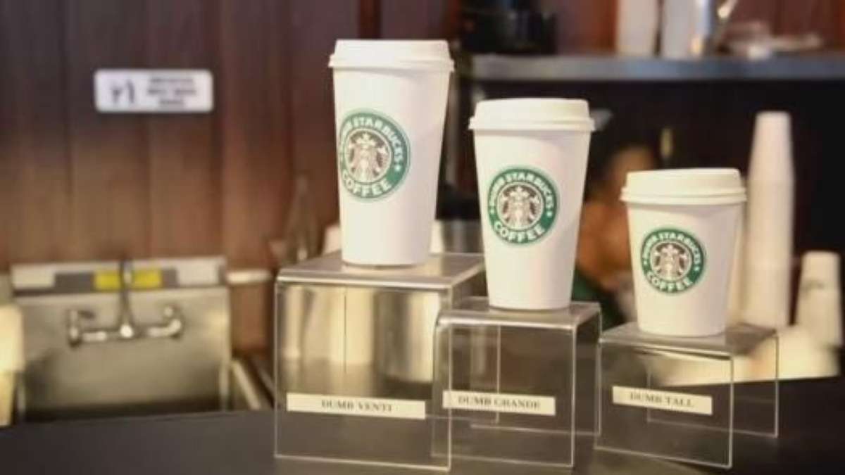 Starbucks "fake" oferece menu gratuito em LA