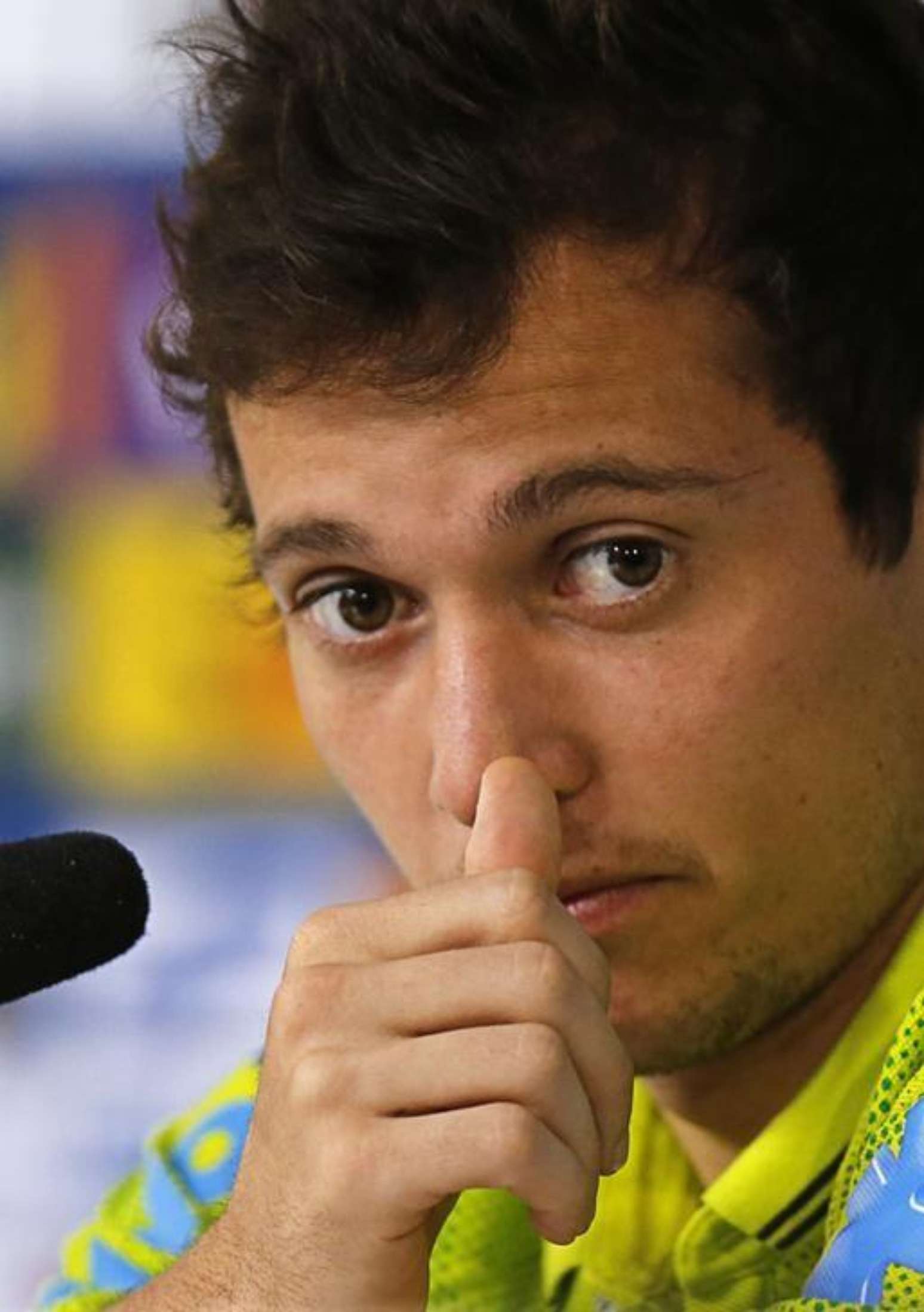 Bernard será substituto de Neymar contra Alemanha