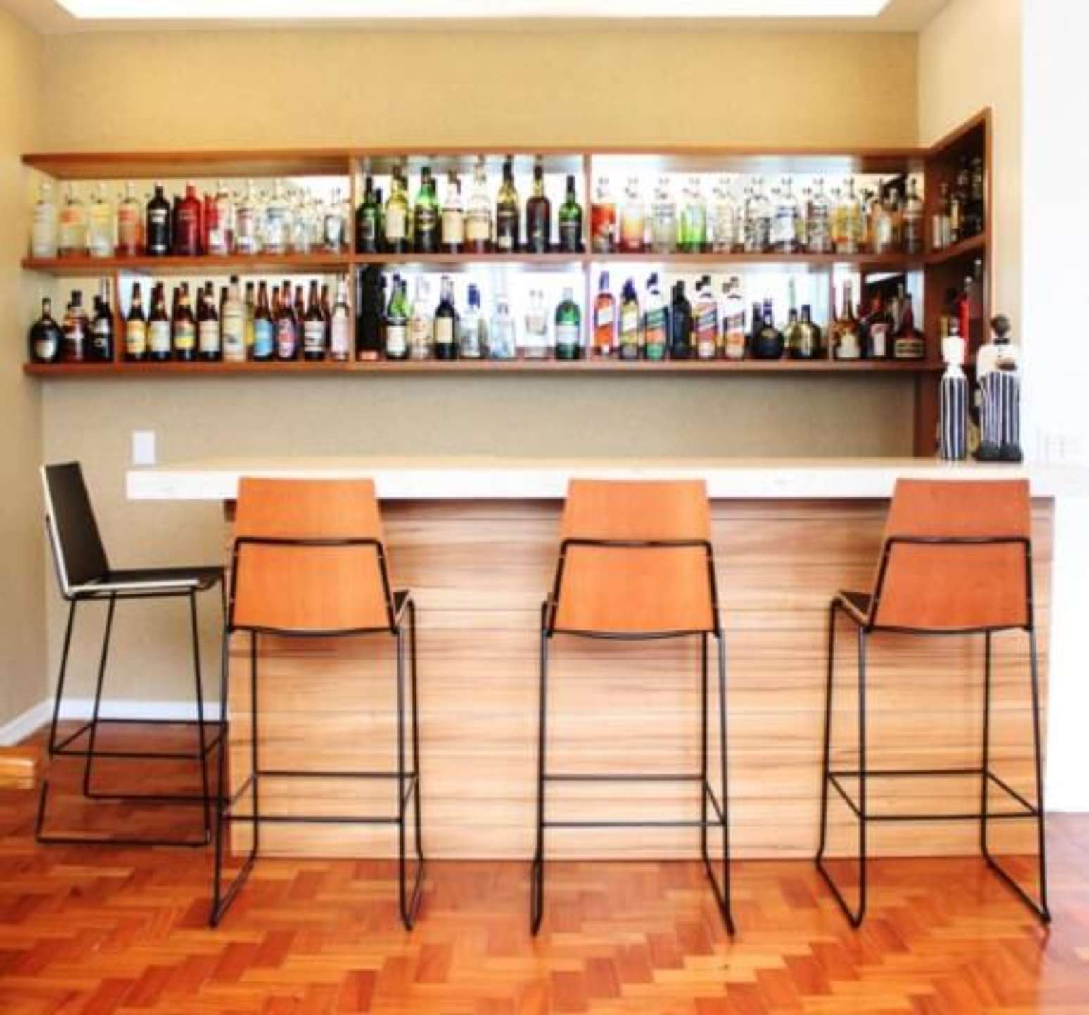 61 Modelos de Bar de Parede: Inspire-se e Tenha um em Casa
