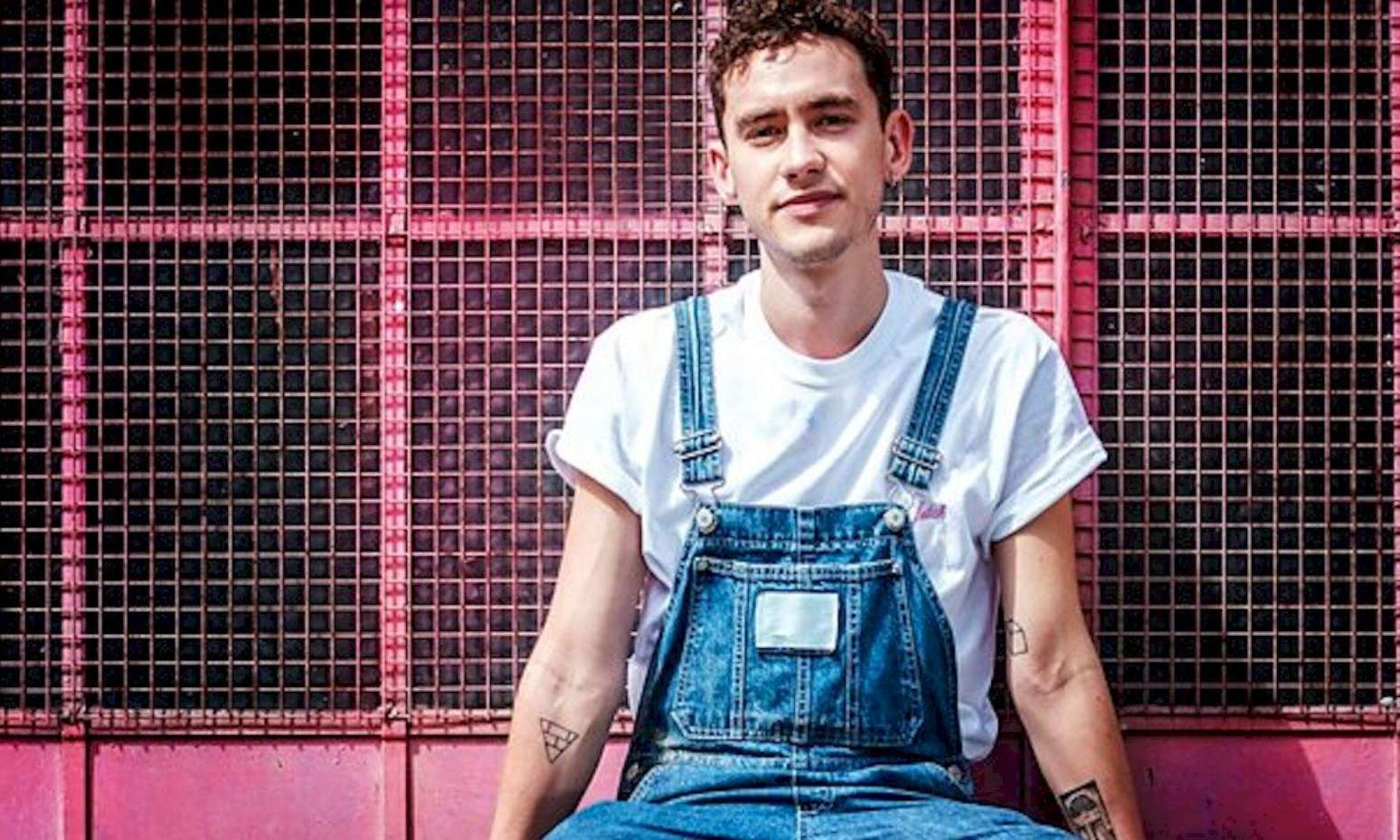 Years & Years compartilha trecho de nova música do vocalista