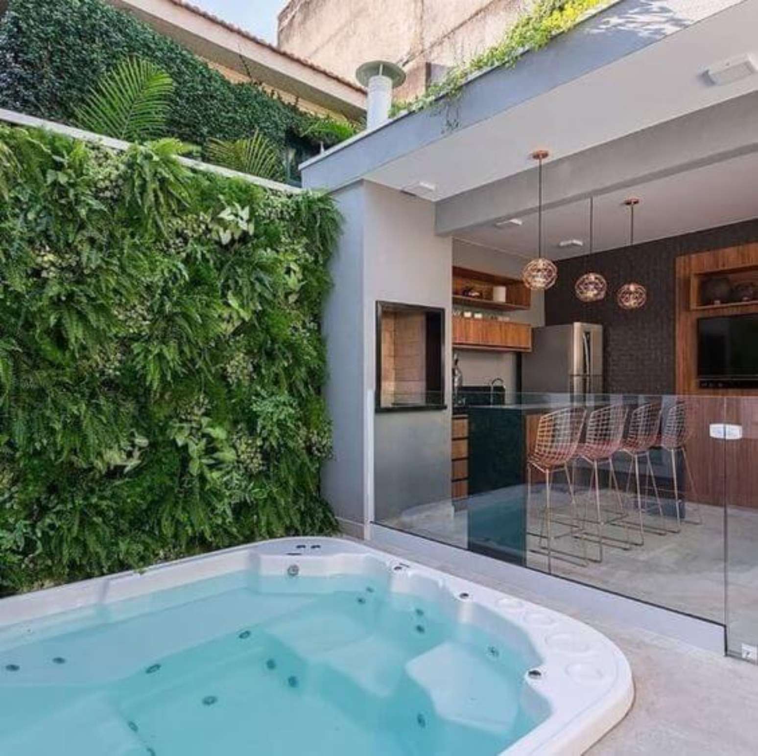 Jacuzzi Externa: +58 Modelos para Sua Área Externa dos Sonhos