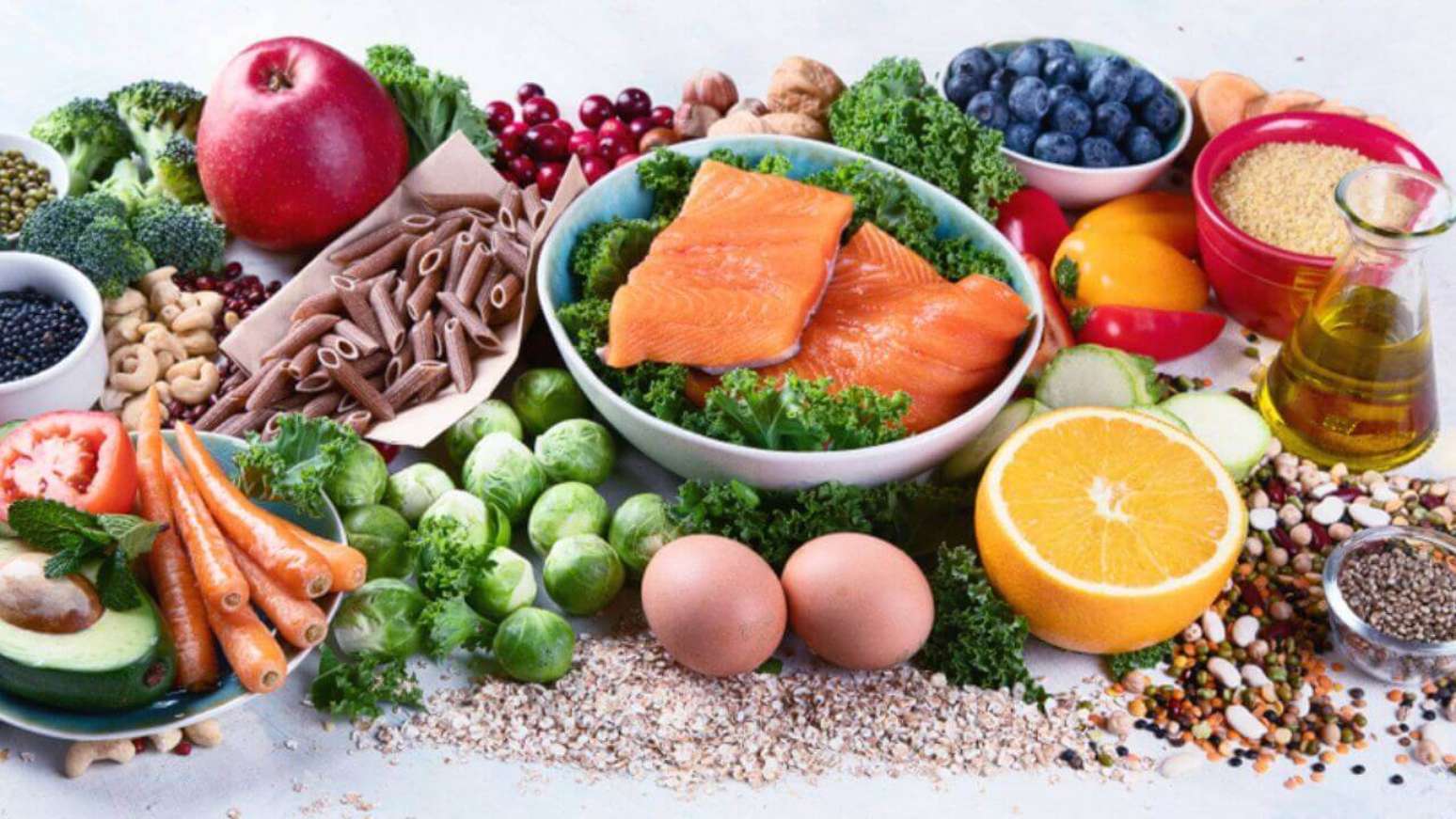 Saiba quais comidas aumentam ou diminuem sua sensação de fome