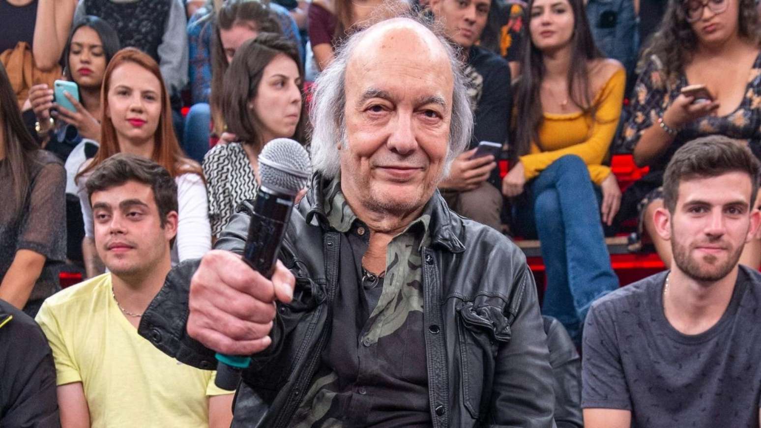 Erasmo Carlos rebate rumores de falecimento com foto nas redes: "Muito ...