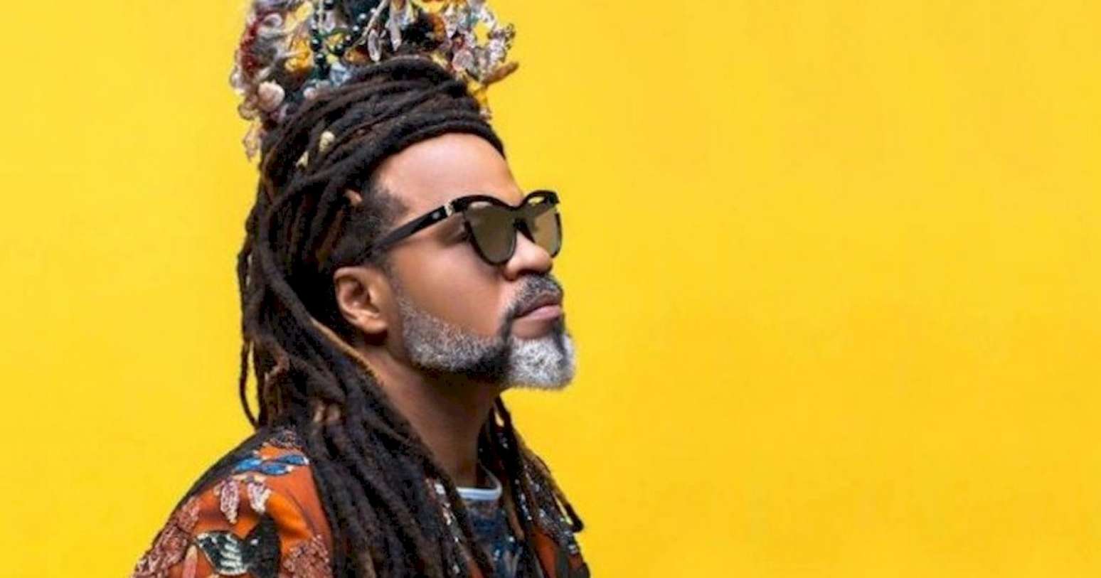 Carlinhos Brown lança hoje "Marinheiro do Amor", do álbum "Pop Xirê"