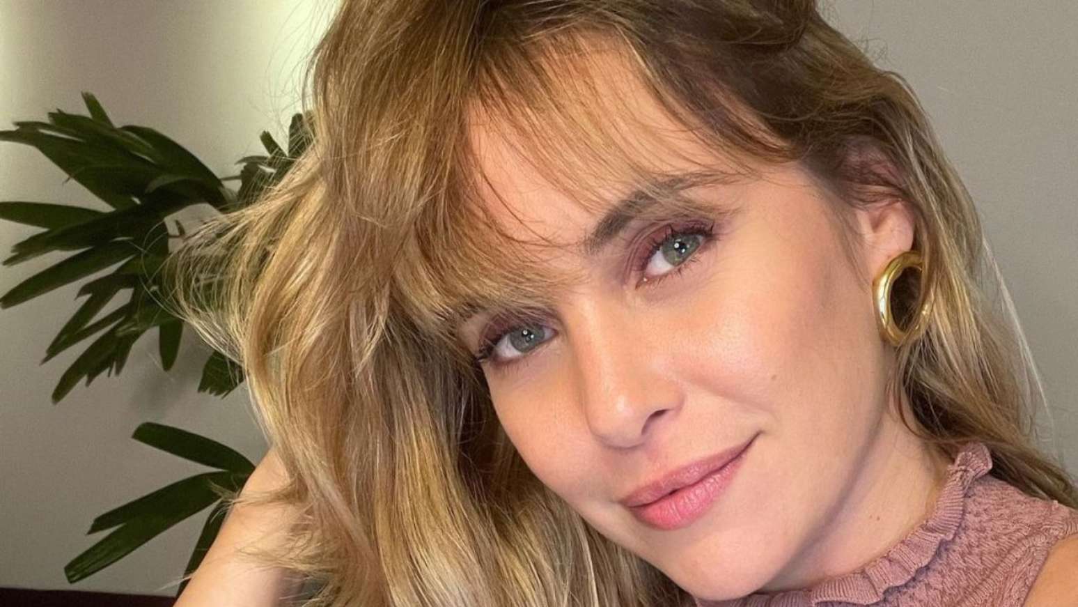 Fernanda Nobre reflete sobre feminismo, não monogamia e carreira