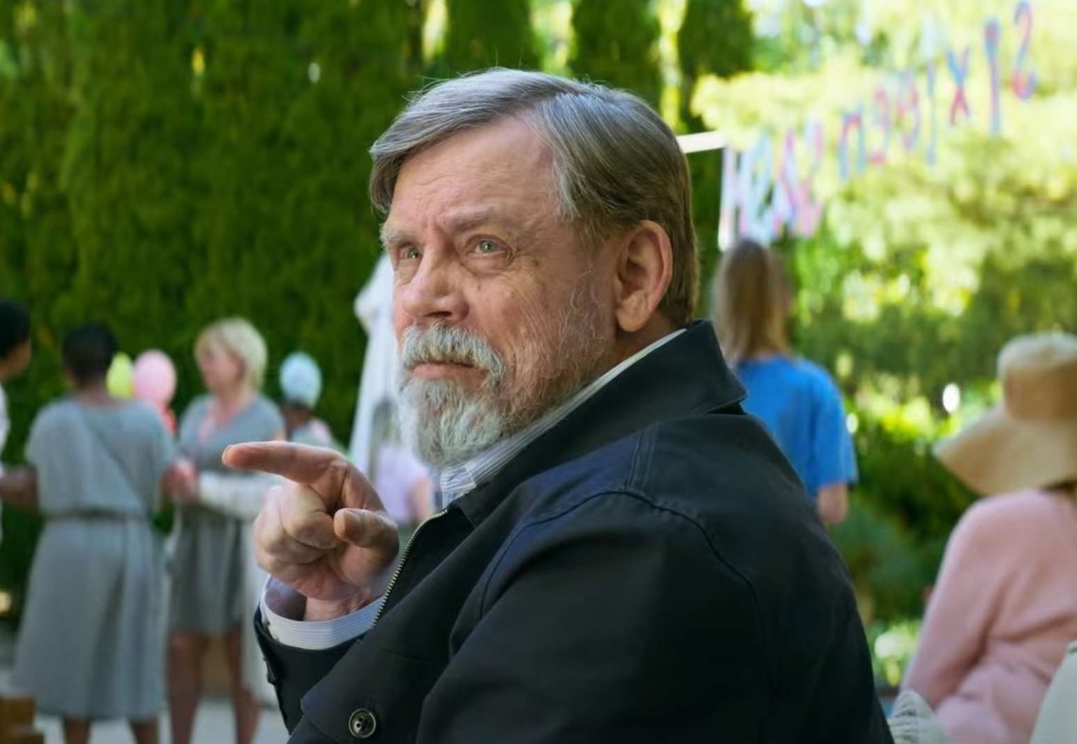The Machine: Comédia de ação com Mark Hamill ganha primeiro trailer