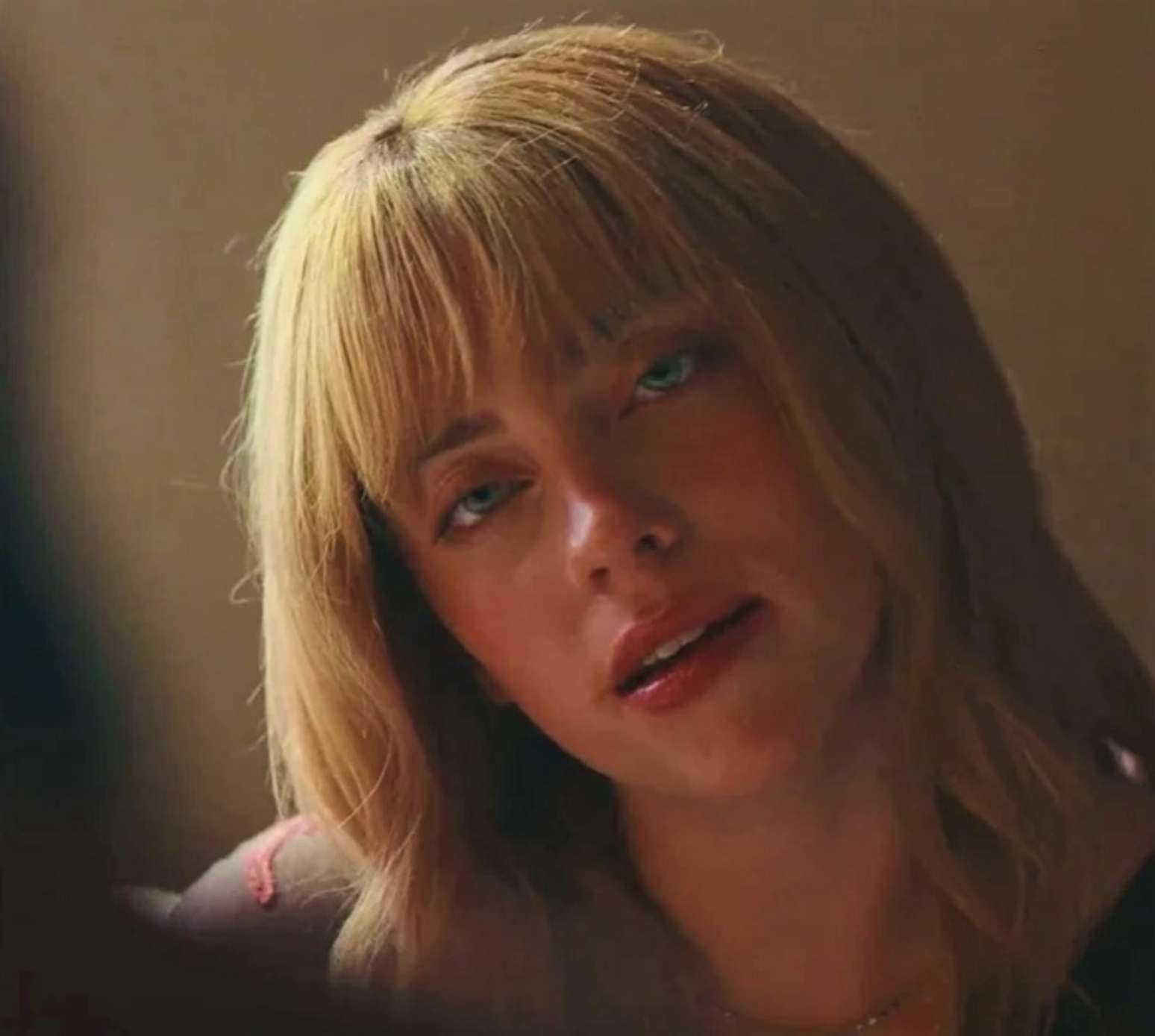 Billie Eilish faz estreia como atriz na série "Swarm"