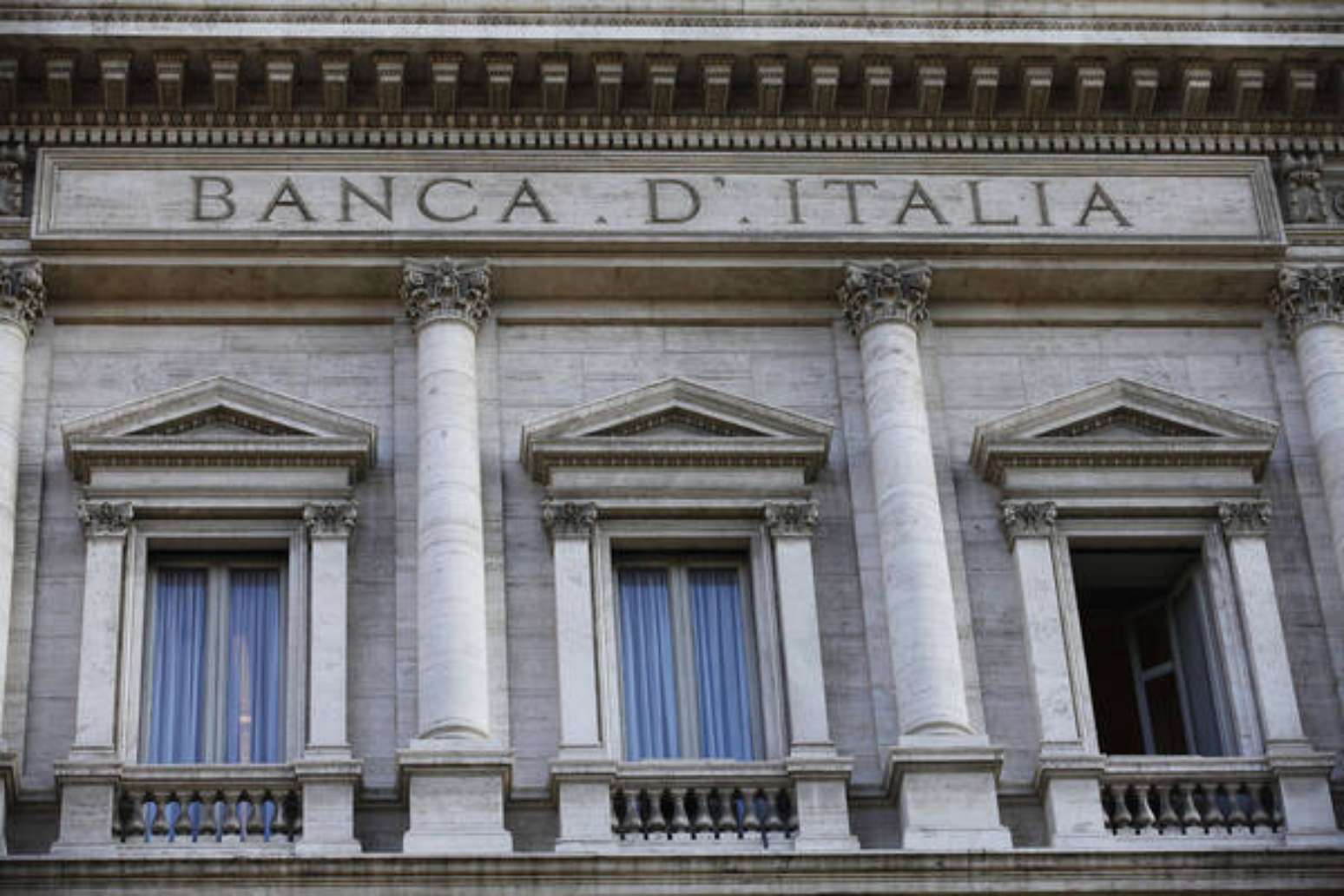 Economia italiana tem desempenho acima do esperado