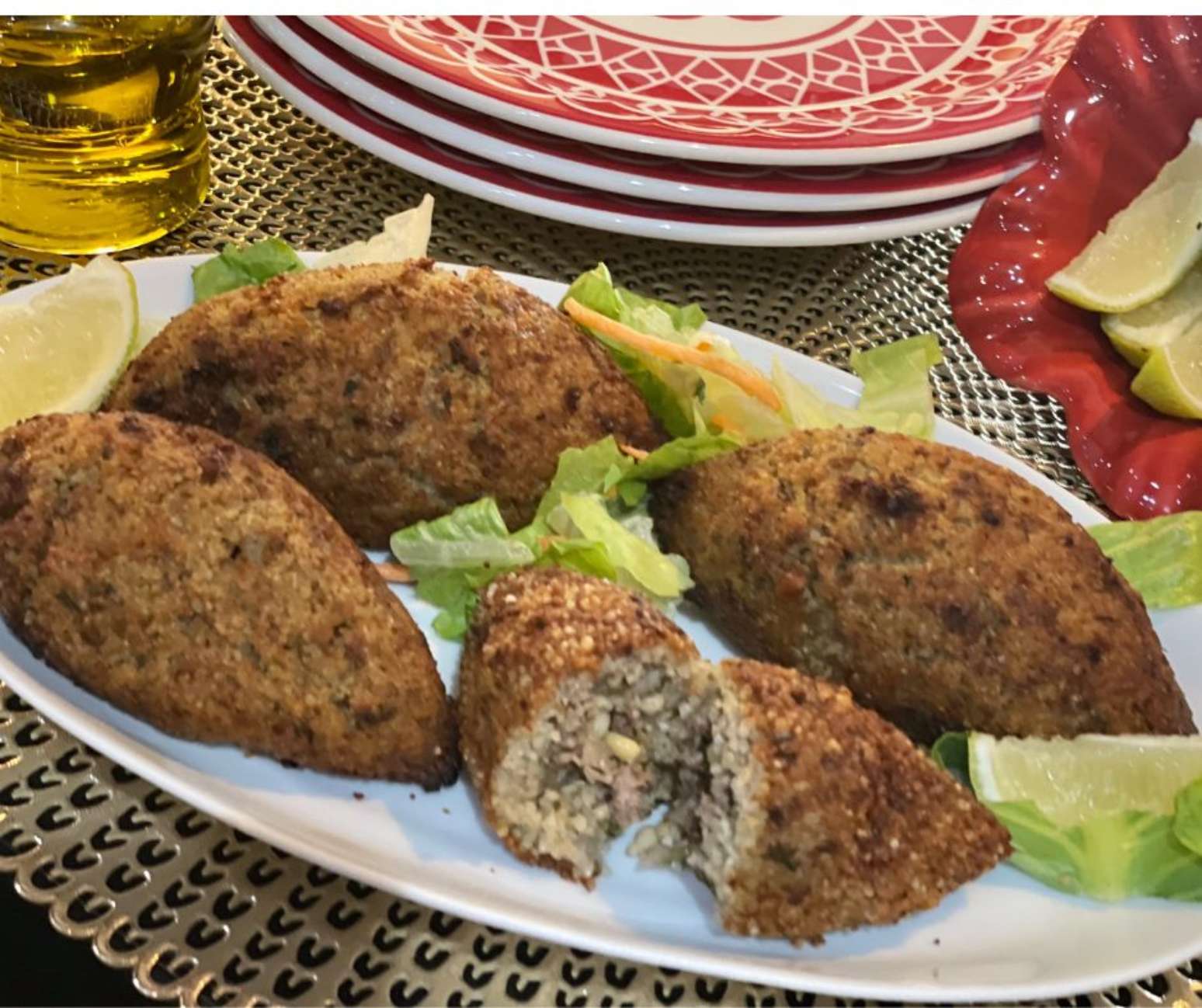 Quibe frito, recheado, que foi assado. Veja como fazer