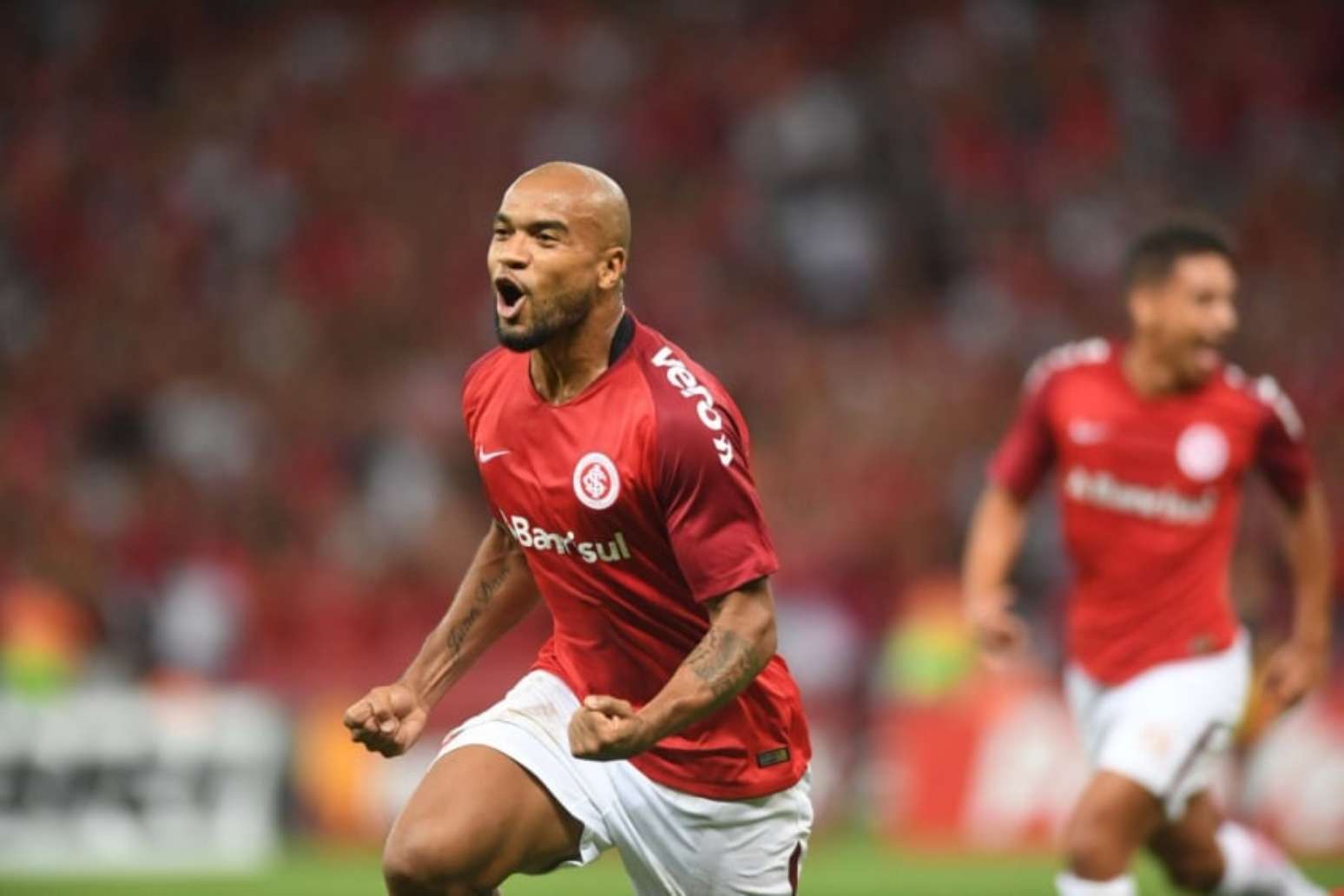 Rodrigo Moledo, do Internacional, é suspenso pela Conmebol