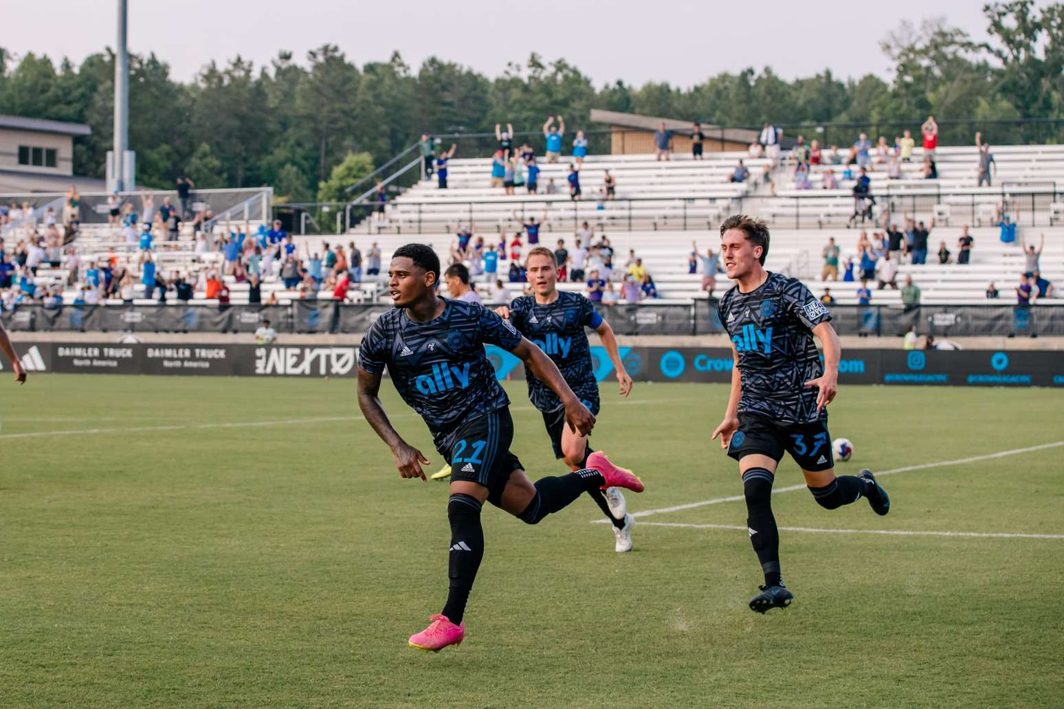 Vinicius Mello, que tem ótima média de gols, comenta experiência na MLS ...