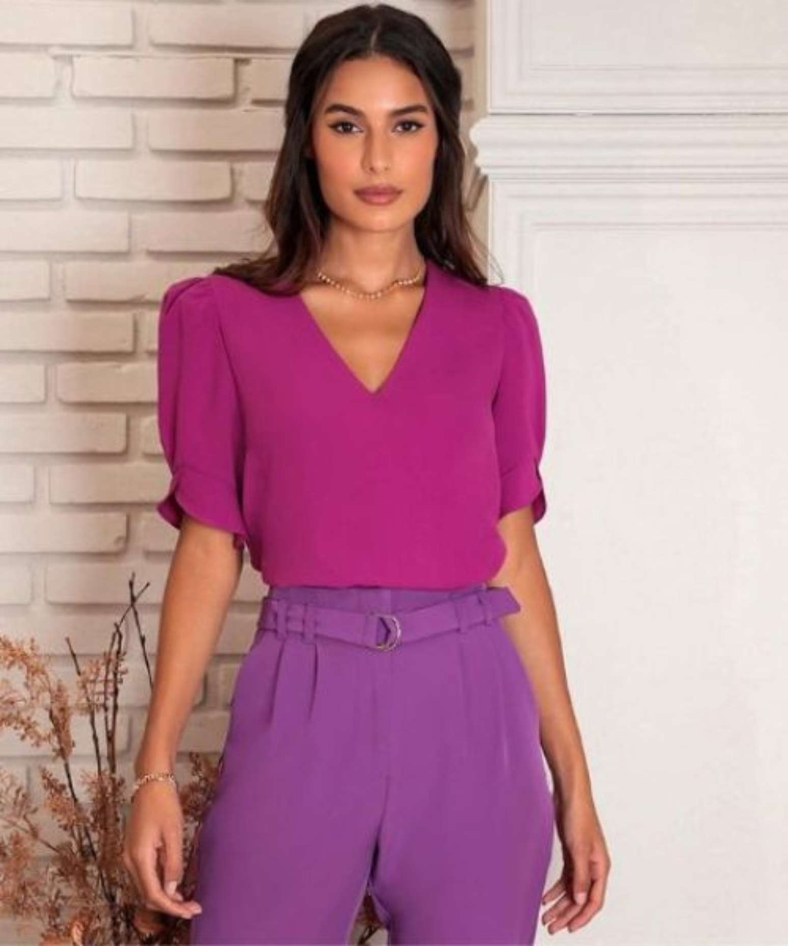 Tipos de decotes: veja quais são e qual valoriza mais o seu corpo