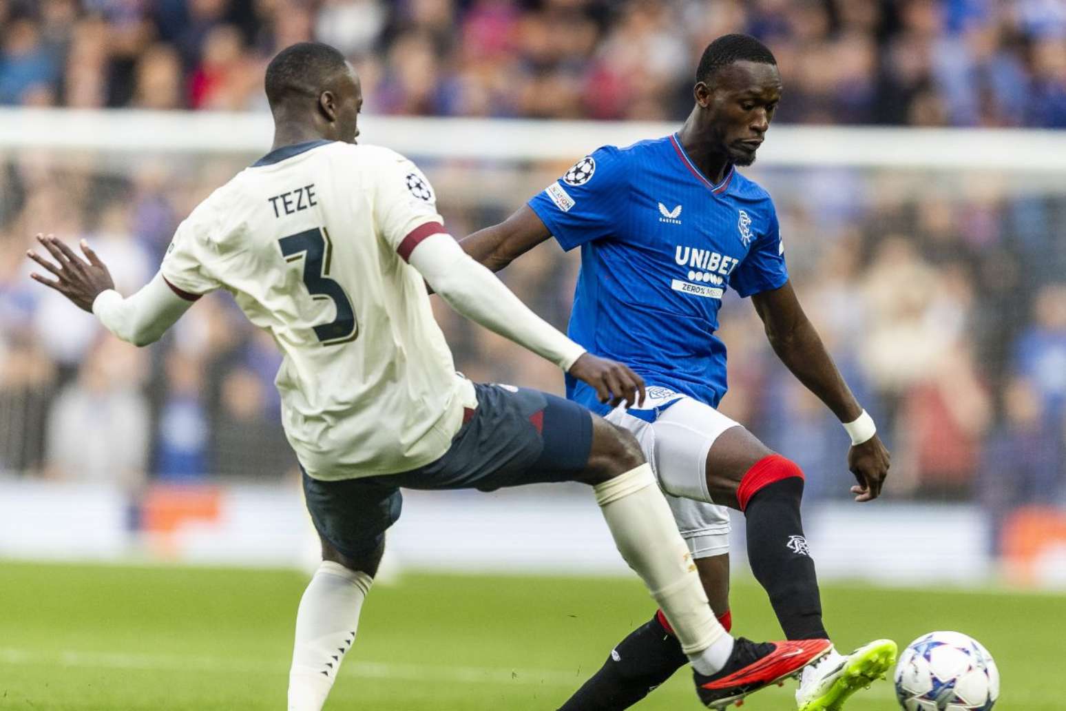 Rangers e PSV empatam na partida de ida dos playoffs da Champions League