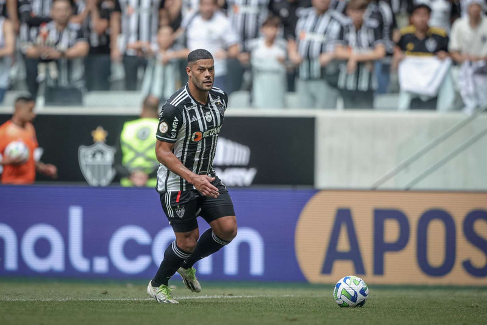 Hulk, do Atlético-MG, revela torcida pelo Botafogo no Brasileirão
