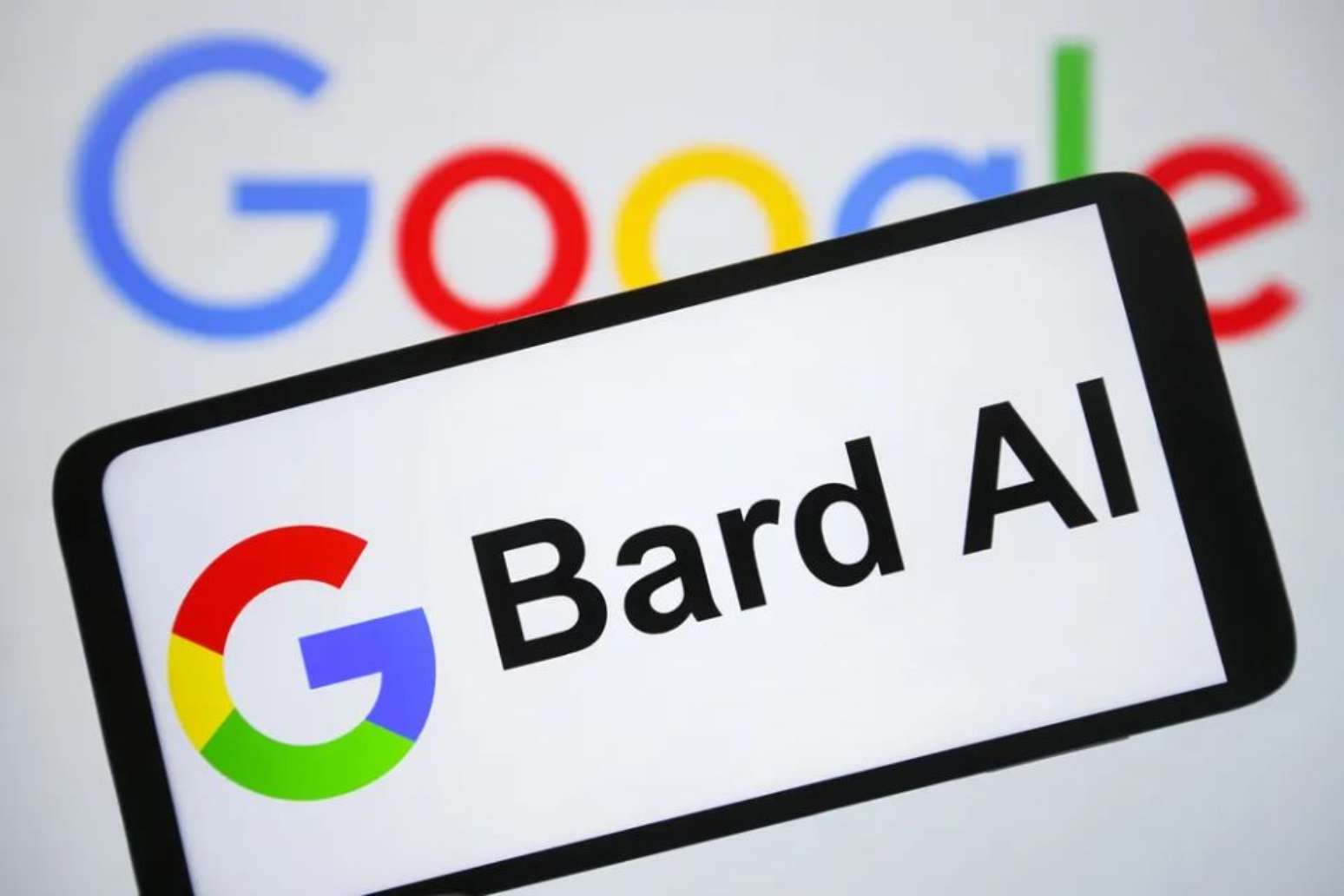 Bard, chatbot inteligente do Google, passa a funcionar junto com o ...