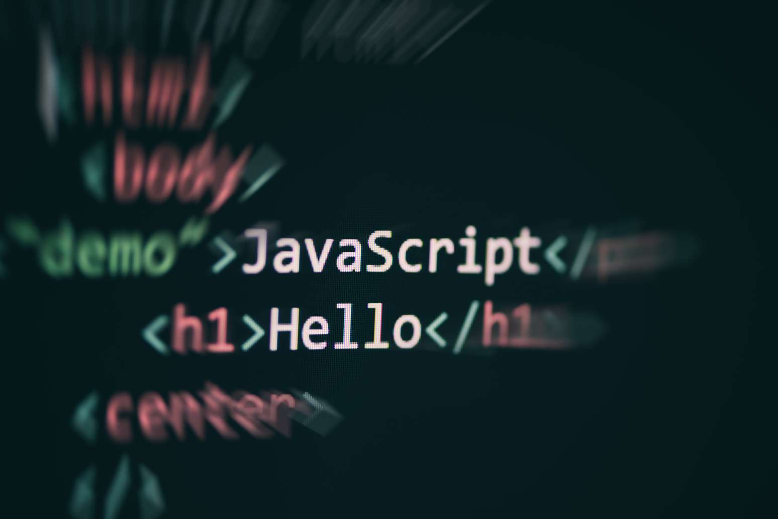 Alura oferece curso gratuito e imersivo sobre JavaScript; veja como se inscrever