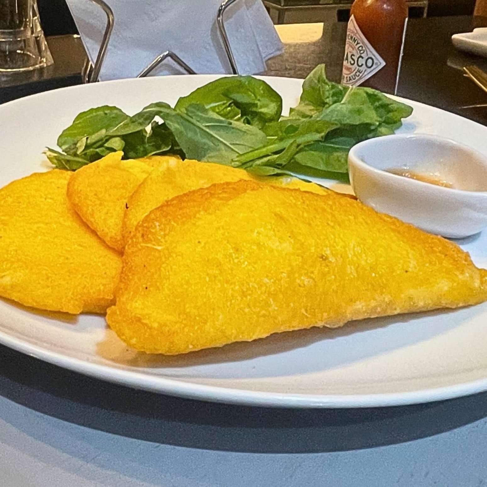 Pastel de angu: iguaria mineira, frita ou assada, escolha