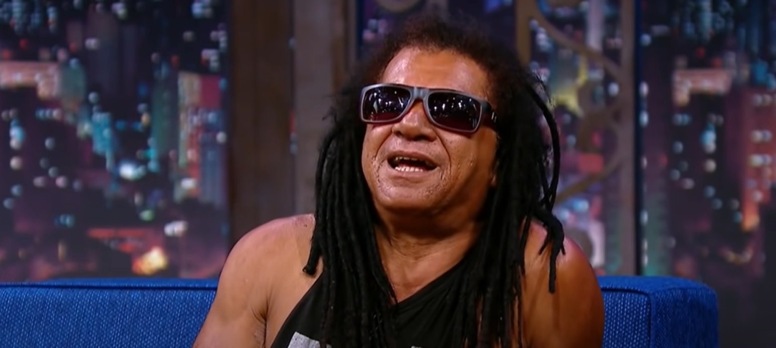 Morre o humorista Gil Brother Away, ex-Hermes e Renato, aos 66 anos