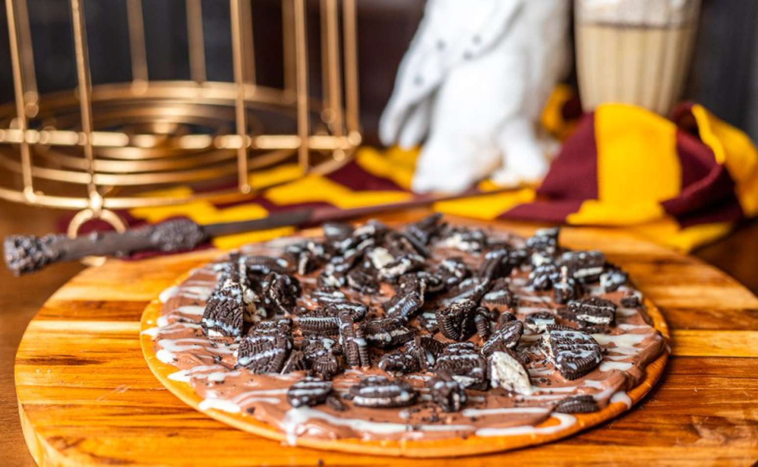 Conheça o Beco Diagonal, novo rodízio de pizza temático de Curitiba que ...