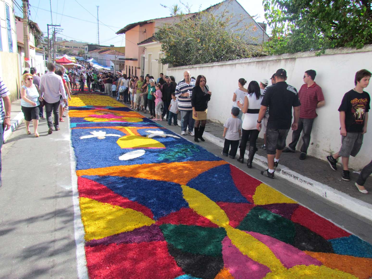 Tapetes de Corpus Christi: significado, origem e cidades