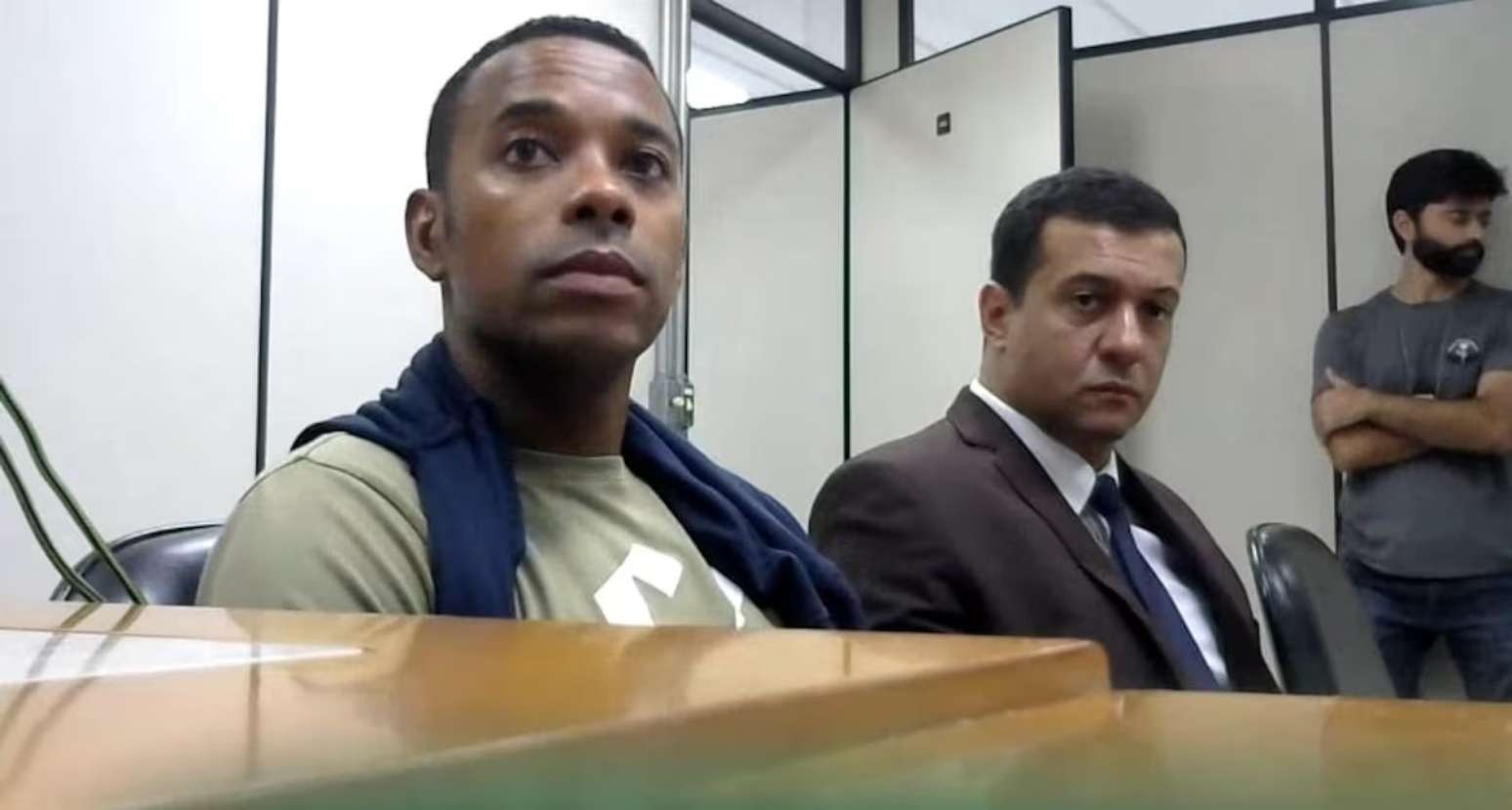 Caso Robinho: Relator vota contra diminuição de pena por estupro