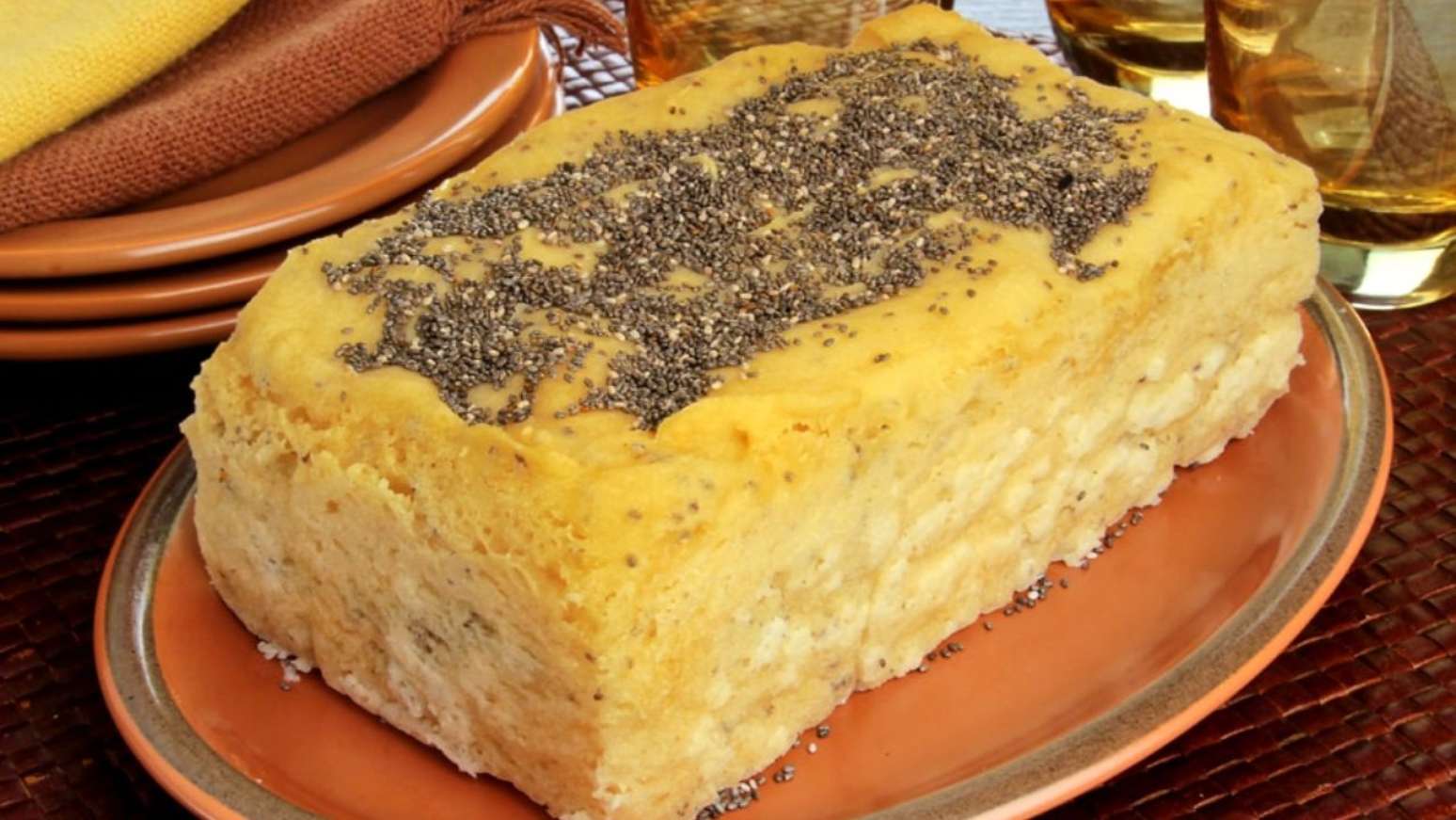 Pão de chia sem lactose e glúten: aprenda a receita simples para ...