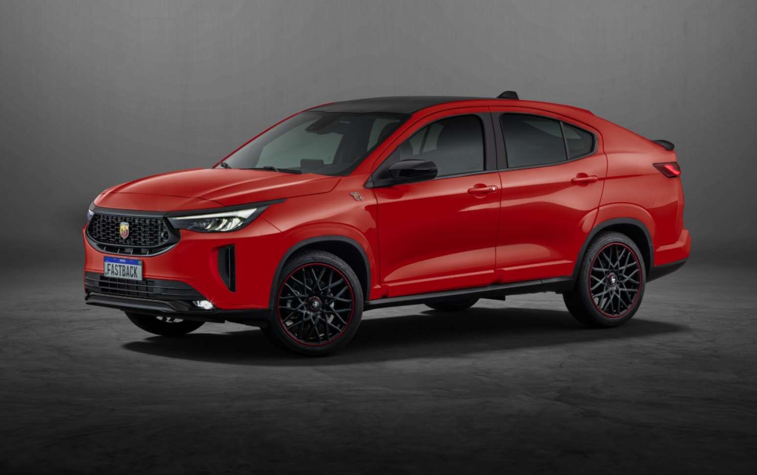 Fiat Fastback 2025: versões, preços, consumo e equipamentos