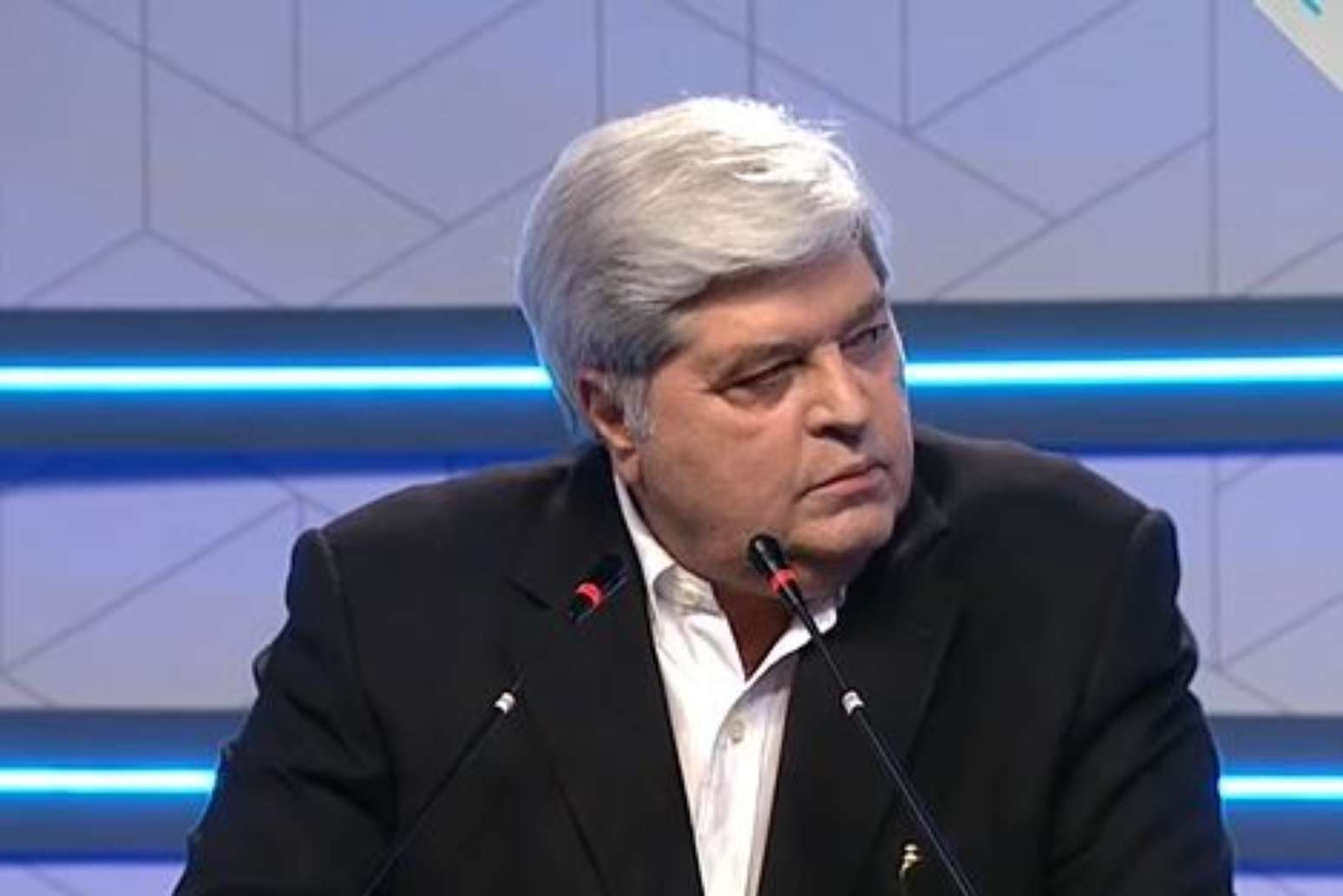 Datena diz em debate que crime organizado está se infiltrando na ...