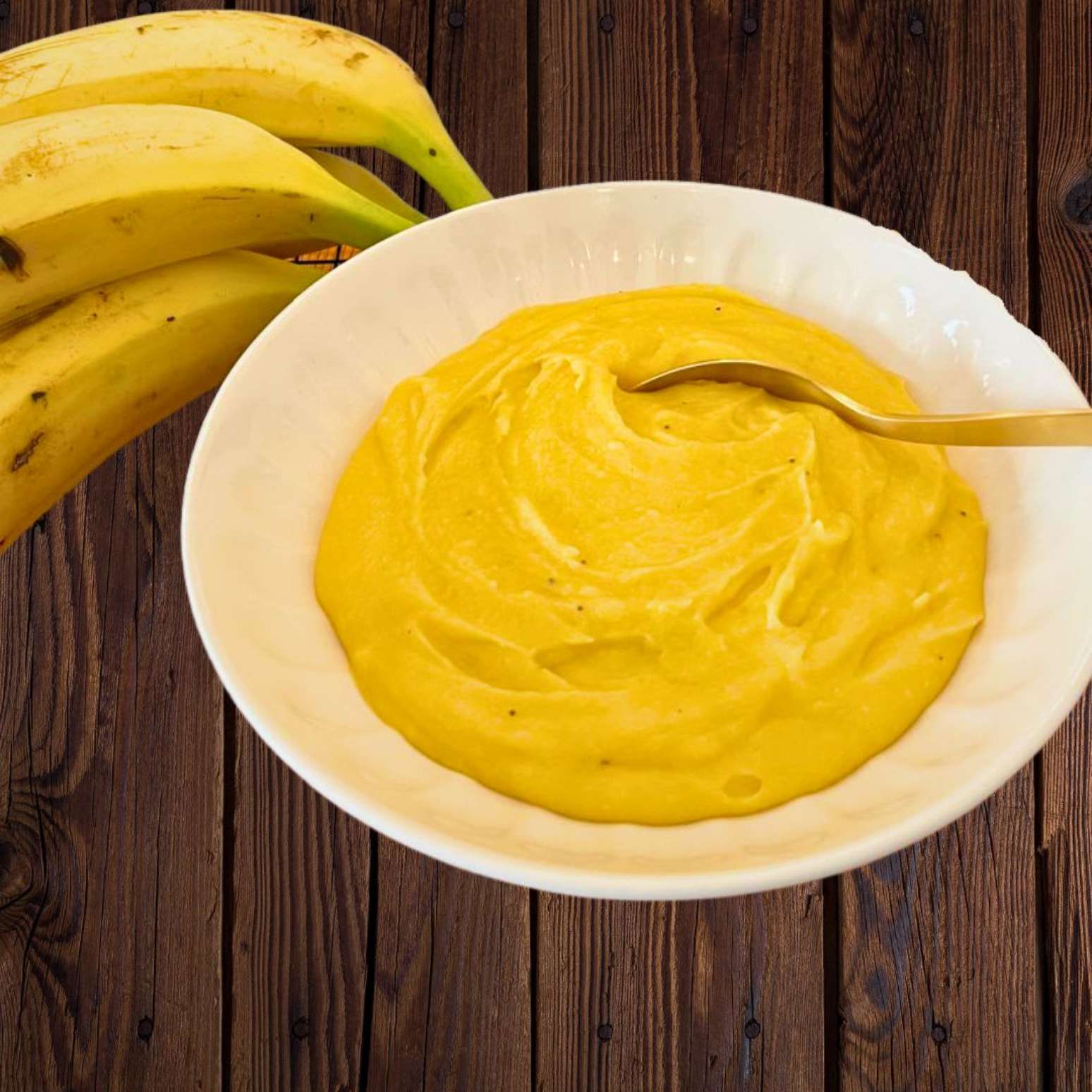 Purê de banana da terra com leite de coco: rápido, saudável
