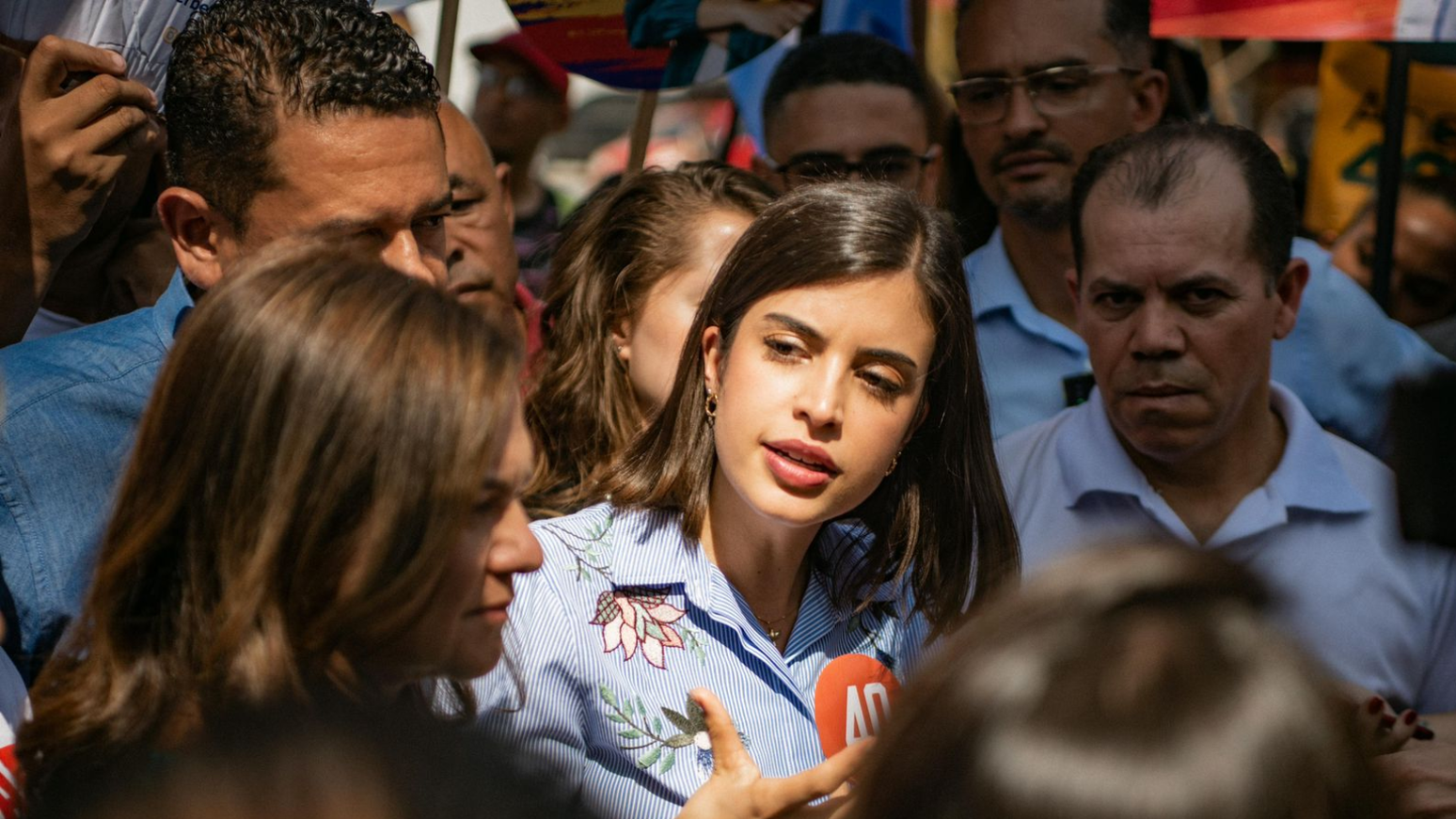 'Homem pode dar cadeirada, soco, e mulher não pode falar filha da p ...
