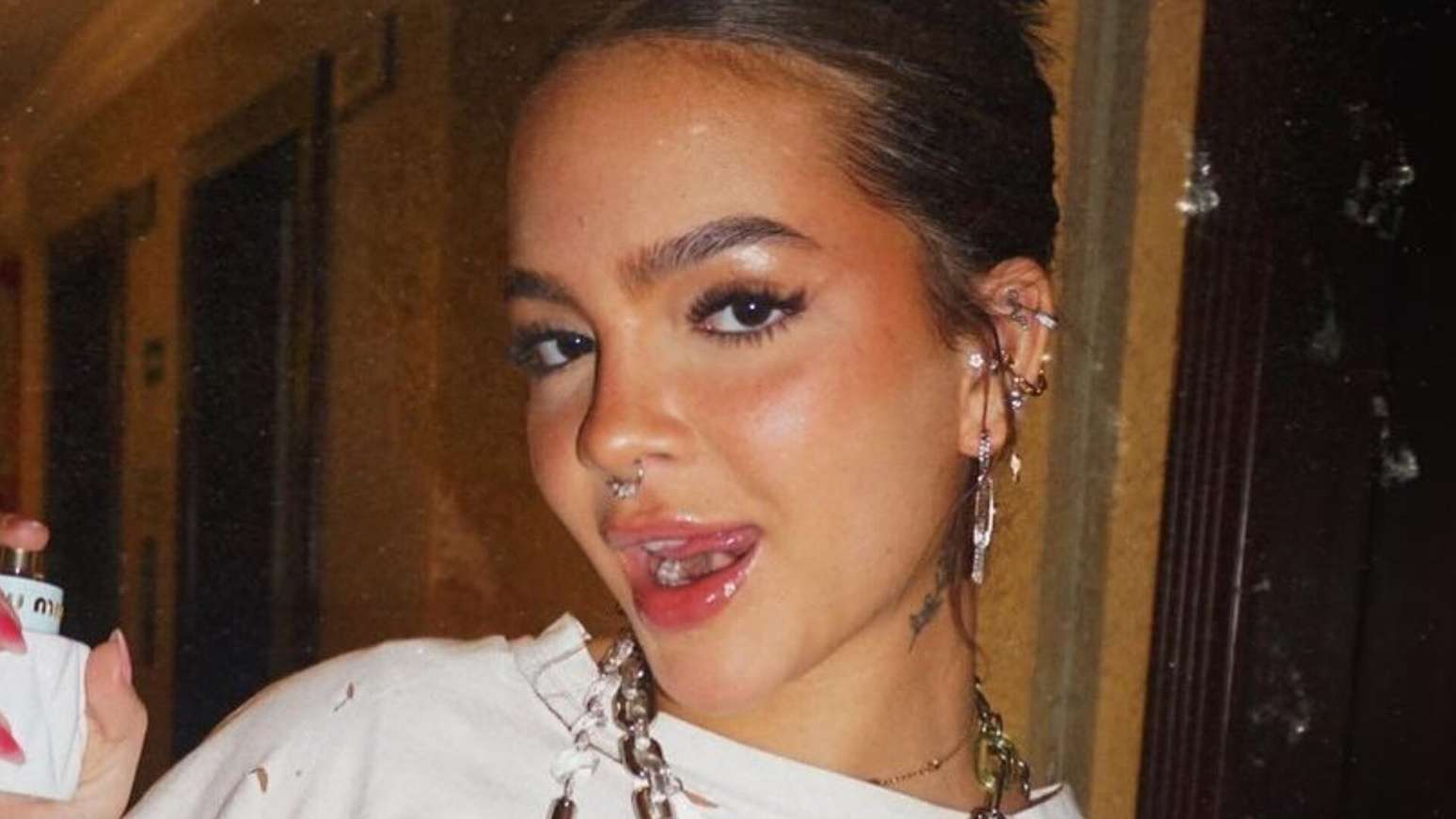 Mel Maia finaliza transição capilar e assume cachos para nova personagem