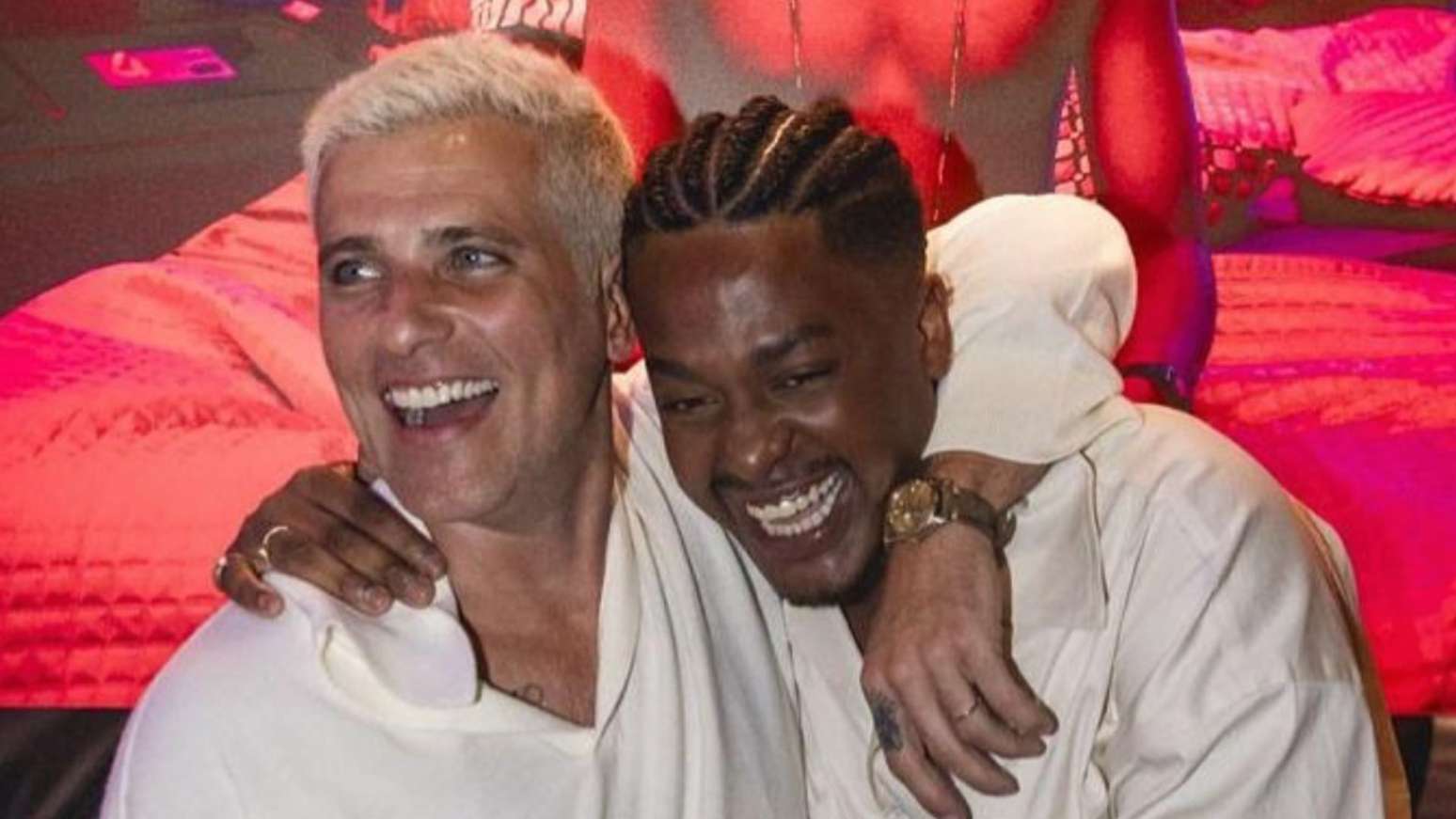 Ator elogia atitude de Bruno Gagliasso em cena: "Perguntou se podia"