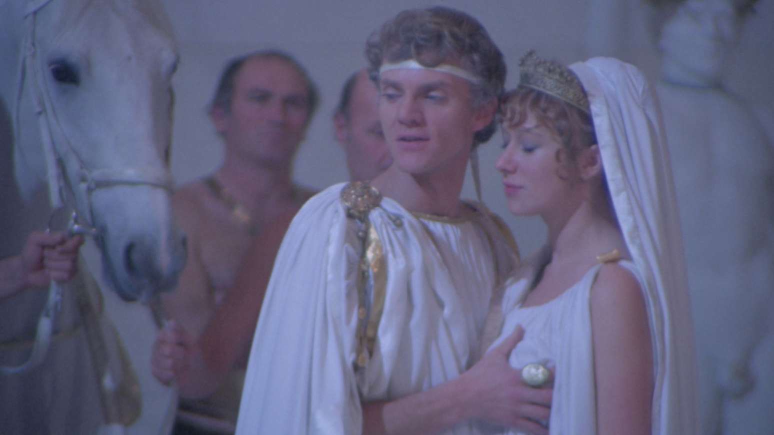 Calígula: O Corte Final ganha data de estreia nos cinemas brasileiros