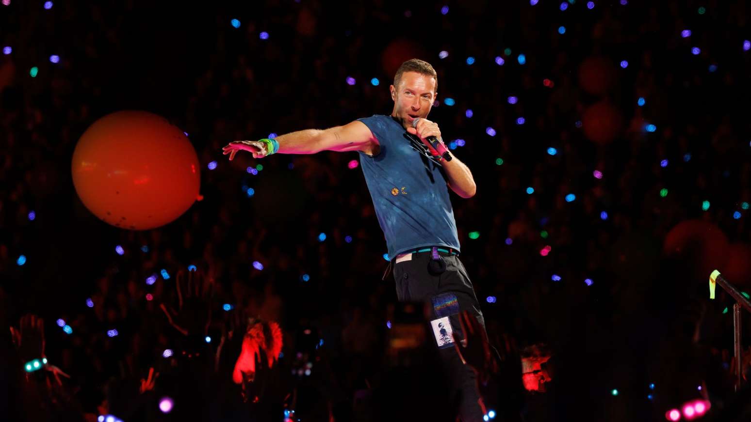 Coldplay anuncia maior show da história da banda; saiba mais